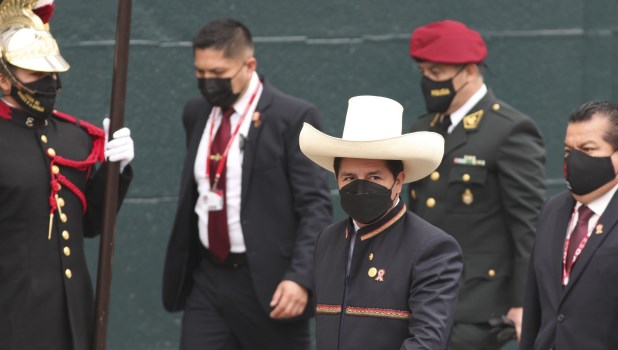 Castillo Anunció Un Proyecto De Ley Para Convocar A Una Asamblea