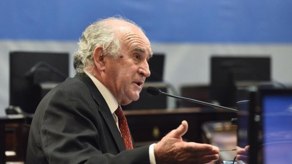 Parrilli remarcó que siguen con la idea "de volver a tener el Fútbol ...
