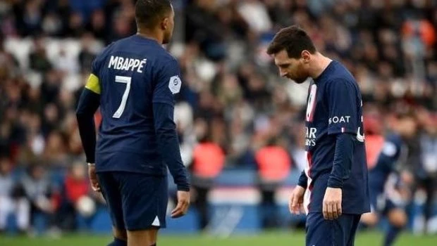 El PSG perdió contra en Rennens y silvaron a Messi en el Parque de los ...