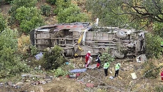 Sube A 23 El Número De Fallecidos En Un Accidente De Bus En El Norte De