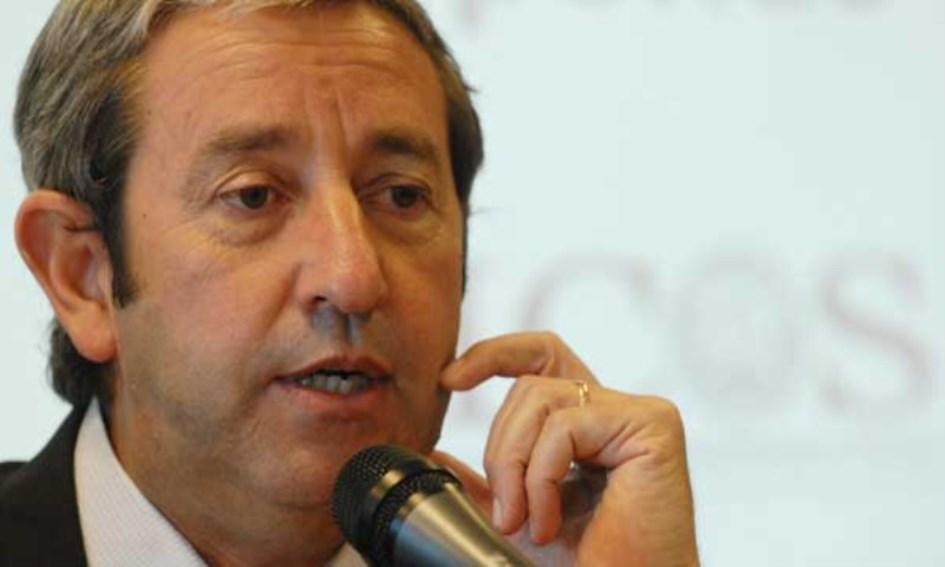 Cobos: "Murió uno de los principales responsables de la etapa más ...