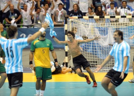 Histórico triunfo de Argentina en handball - Deportes | Diario La Prensa