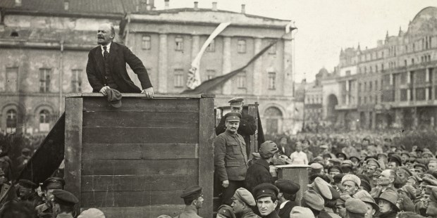 Triunfan los bolcheviques: comienza el siglo comunista - Actualidad ...