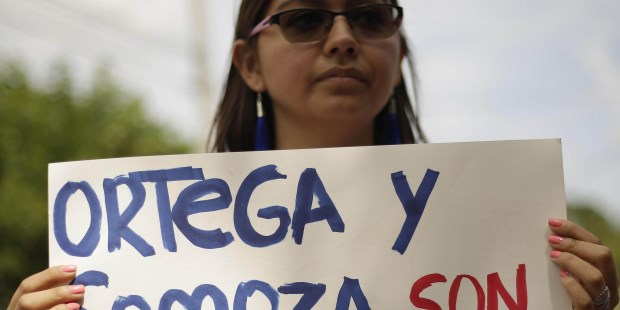 La soledad de Daniel Ortega y "la Chayo" Rosario Murillo - El mundo ...