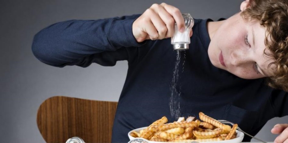 El exceso de sal en la infancia implica un riesgo cardiovascular de por ...